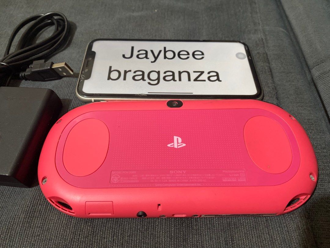 Ps vita pink/black 128gb henkaku, Video Gaming, Video Game Consoles ...