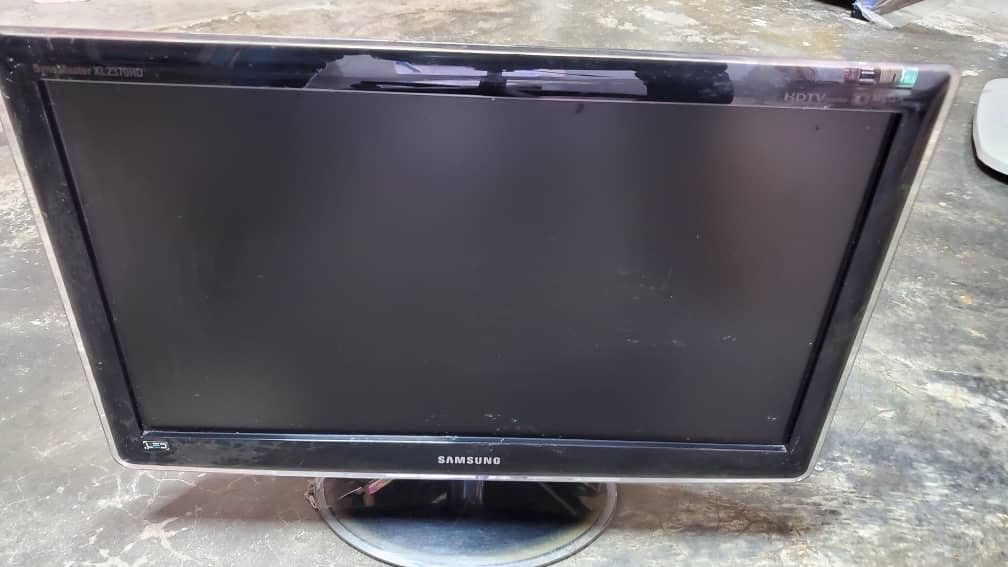 Samsung 23 Inch Led Monitor, Computers & Tech, Parts & Accessories ...
