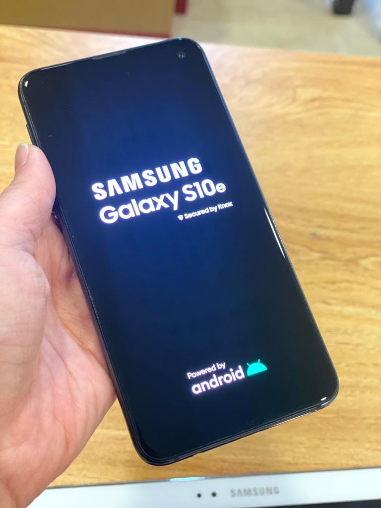 Samsung S10e / 128GB / 6GB RAM / 100% Original / Very New Condition / All Function Working Well ...