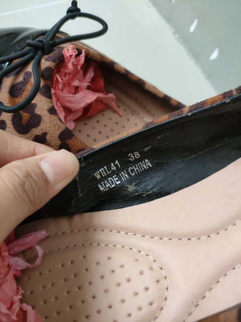 Sepatu Connexion Macan / Leopard, Fesyen Wanita, Sepatu di Carousell