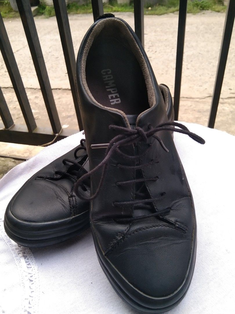 Sepatu fashion merk CAMPER, Fesyen Pria, Sepatu , Sneakers di Carousell