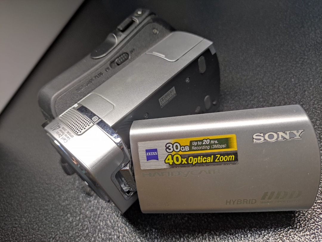 SONY SR45 愛寶買賣 二手保7日 SR65 SR82 SR100 復古攝影機 攝影機 小紅書 CCD小相機, 相機攝影, 相機在旋轉拍賣