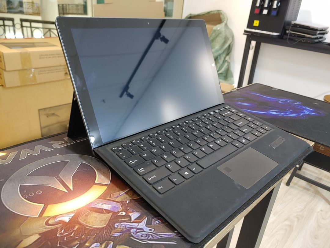 Super Slim 15 Inch SSD Laptop - 4GB RAM - SSD Drive - Fast Boot Up ...