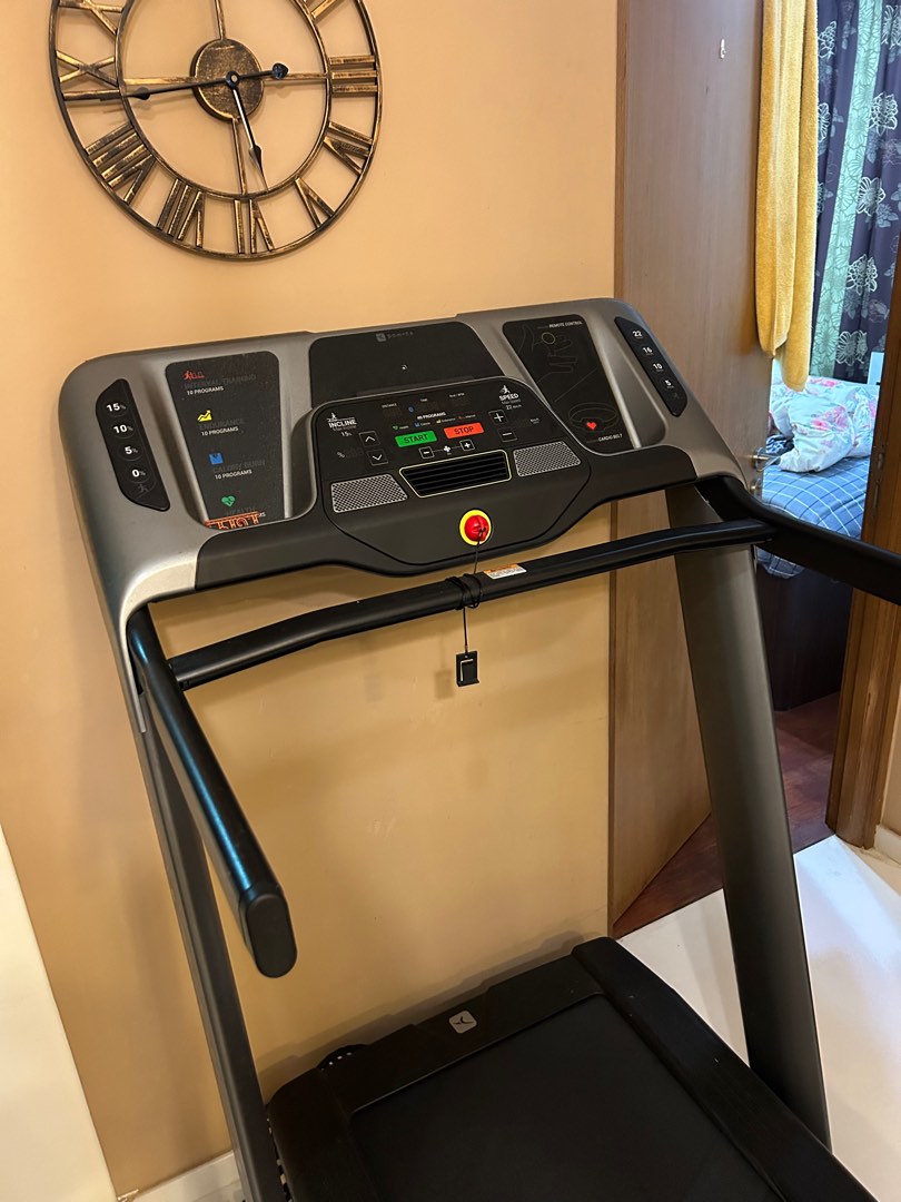 Treadmill Domyos, Sports Equipment, Exercise & Fitness, Cardio ...