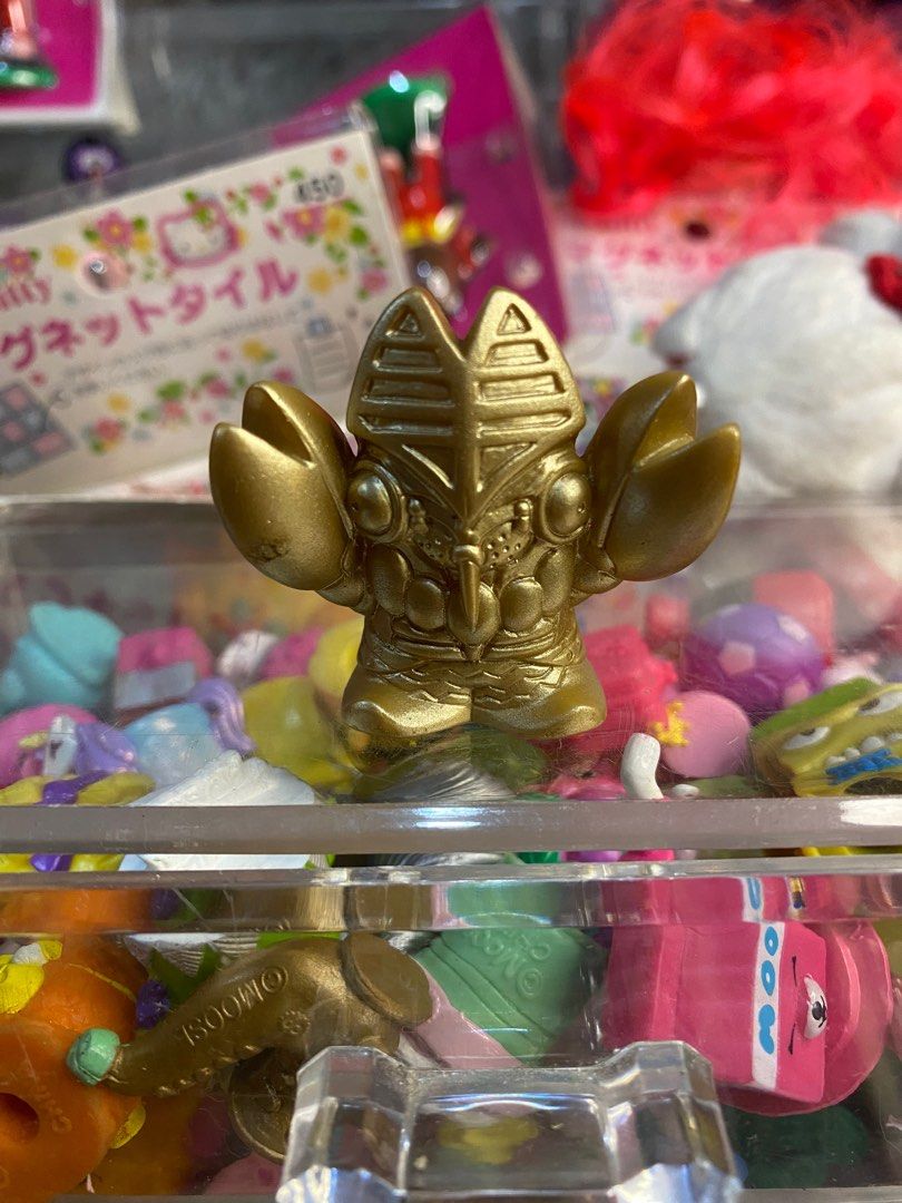 Ultraman Finger Puppet Gold, Hobbies & Toys, Toys & Games on Carousell