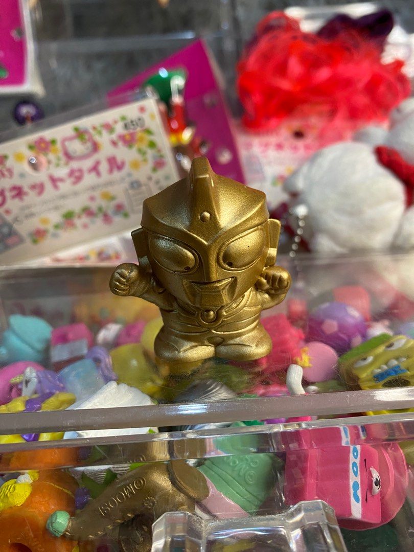 Ultraman Finger Puppet Gold, Hobbies & Toys, Toys & Games on Carousell