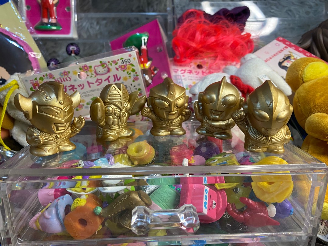 Ultraman Finger Puppet Gold, Hobbies & Toys, Toys & Games on Carousell