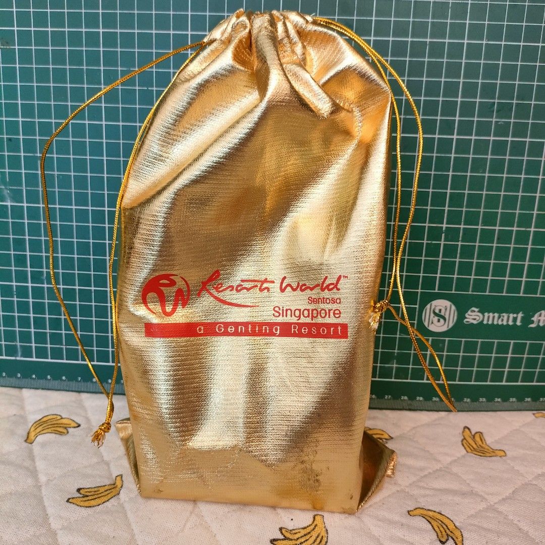 Universal Studios Sentosa souvenir, Hobbies & Toys, Stationery & Craft ...