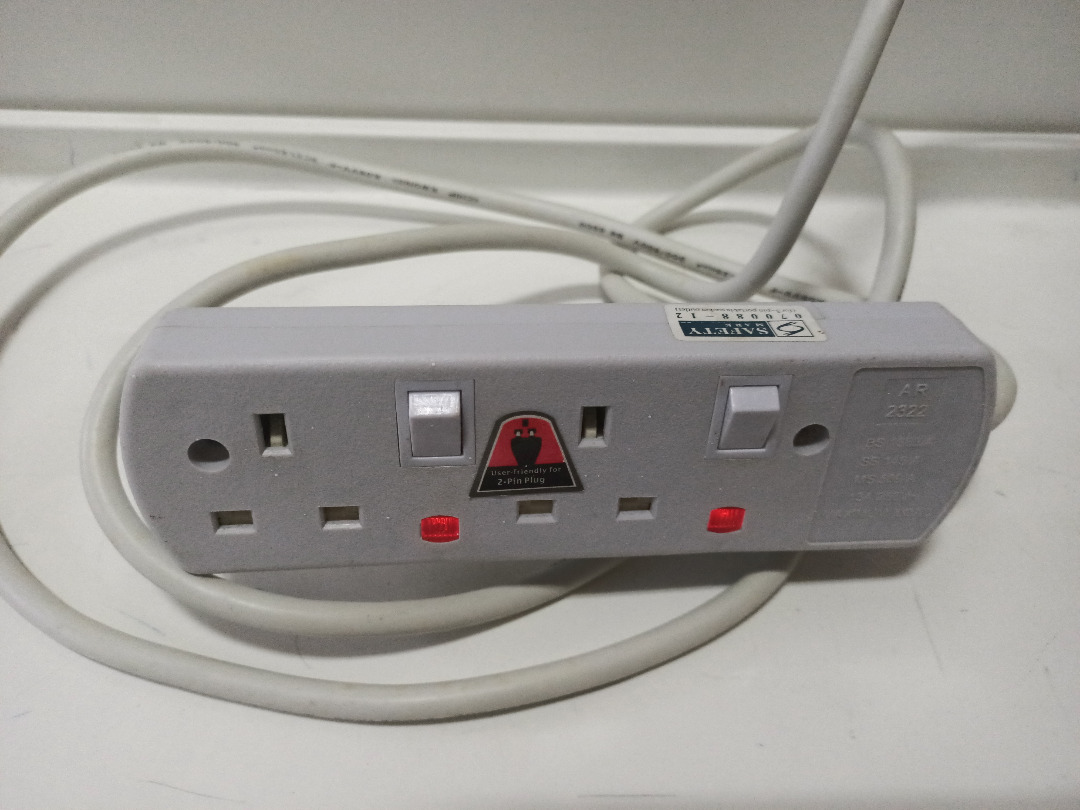 2 Way Safety Extension Socket with Individual Switch, TV & Home ...