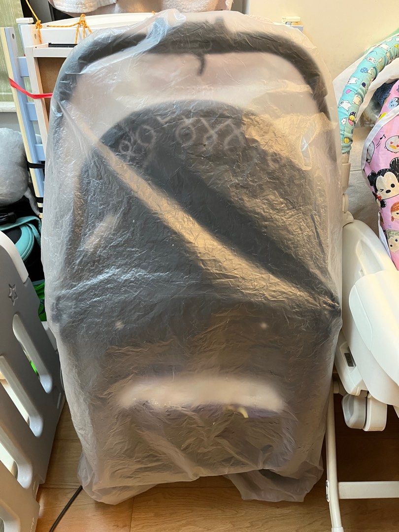 (全新-原價$2300) Combi BB車 Ne-Yo Plus, 兒童＆孕婦用品, 外出用品, 外出用品 - 嬰兒車 - Carousell