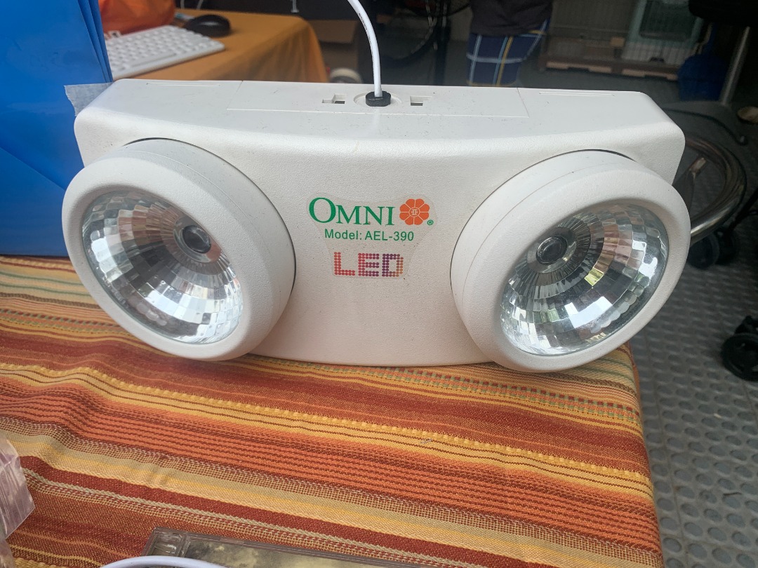 [ IC-26-530 ] OMNI Emergency LED Light (AEL-390) - wall mounted, Furniture & Home Living ...