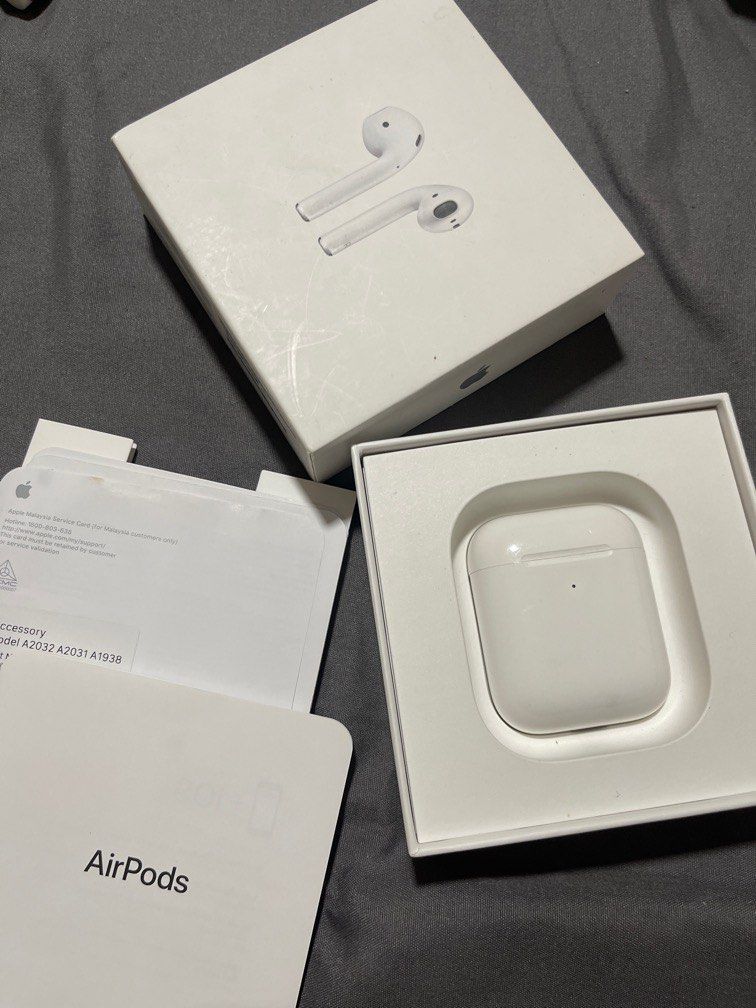 Airpod Gen 2 Full set Authentic with free casing, Audio, Earphones on ...