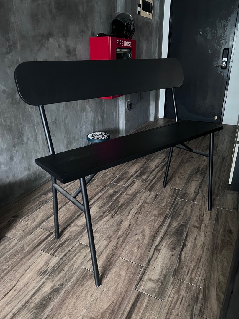 Bar bench., Furniture & Home Living, Furniture, Chairs on Carousell