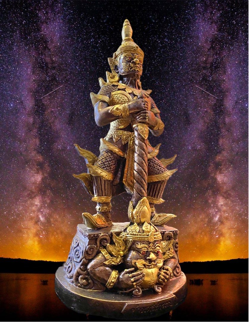 (BEAUTIFUL!) Taowessuwan Standing on top of Rahu Bucha / buccha Statue ...