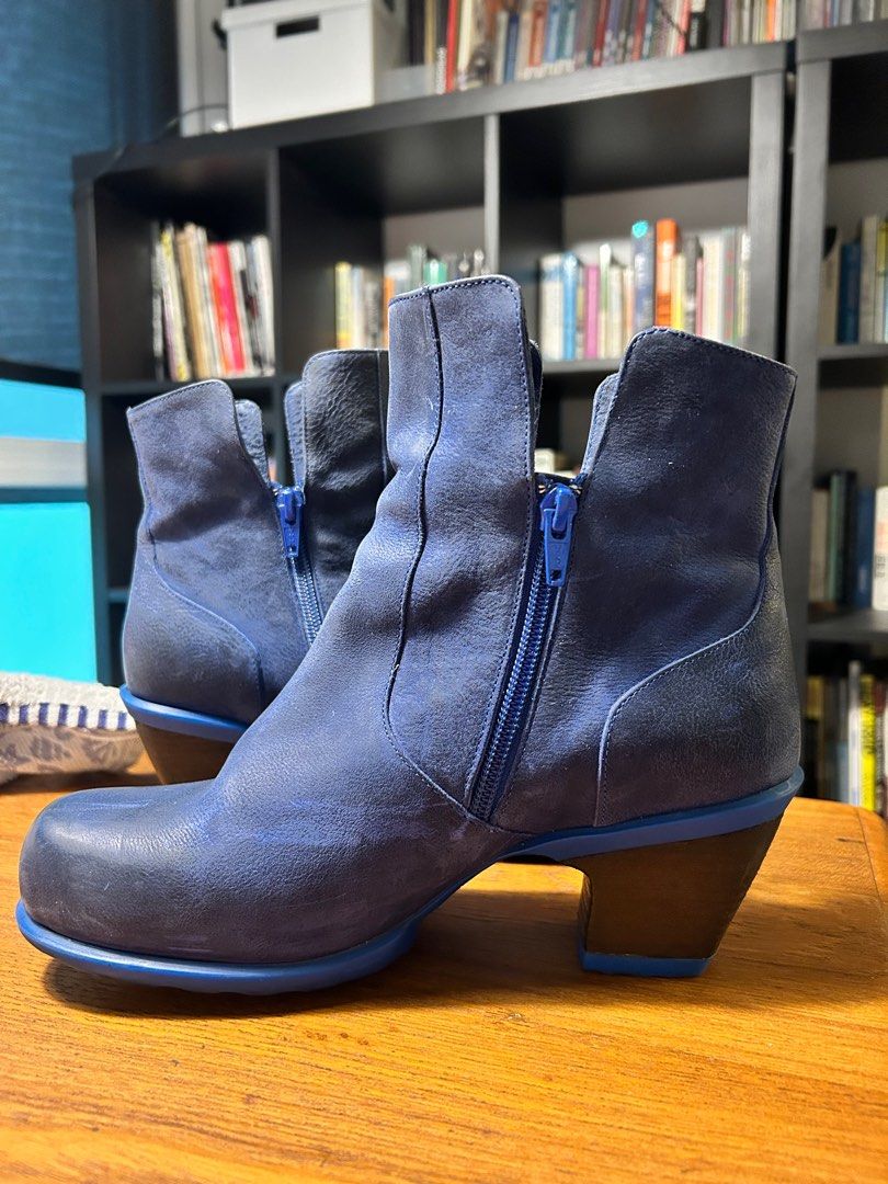 Blue John Fluevog Boots, Women's Fashion, Footwear, Boots on Carousell