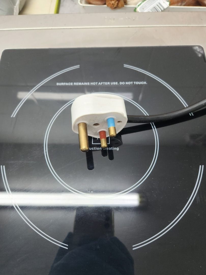 *Brand New* High Powered, 15A Induction Cooker Model BT500B still under ...