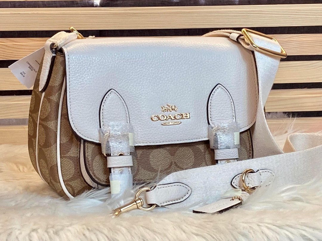 Coach Lucy Crossbody In Signature Canvas Gold/Khaki/Chalk, Women's ...