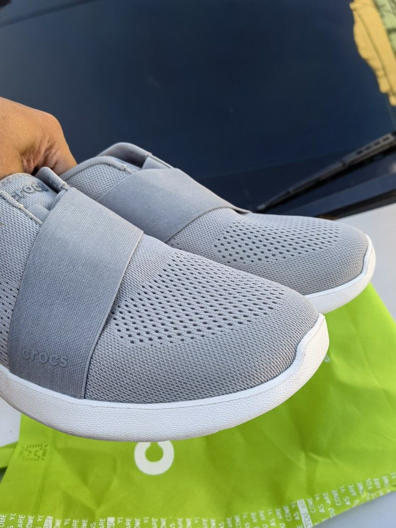 crocs literide shoes, Men's Fashion, Footwear, Sneakers on Carousell