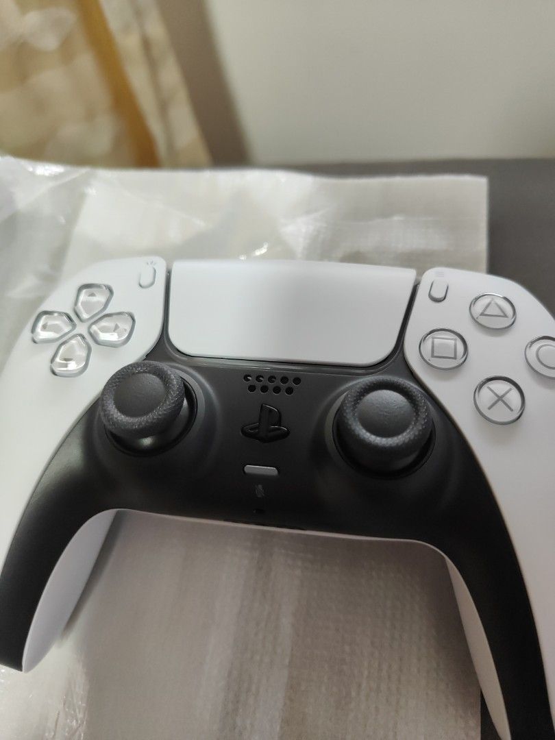Brand New Dualsense PS5 Controller White, Video Gaming, Gaming ...