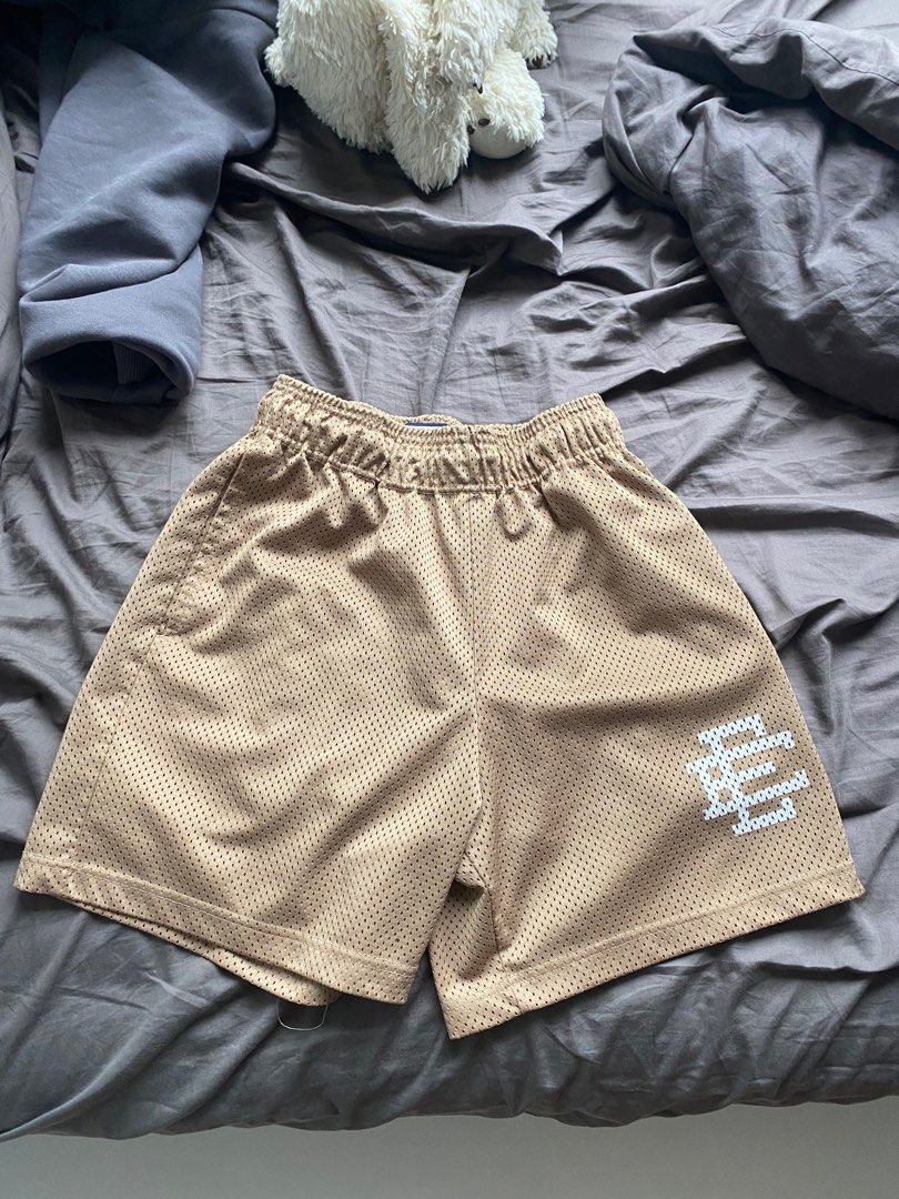 EE shorts, Men's Fashion, Bottoms, Shorts on Carousell