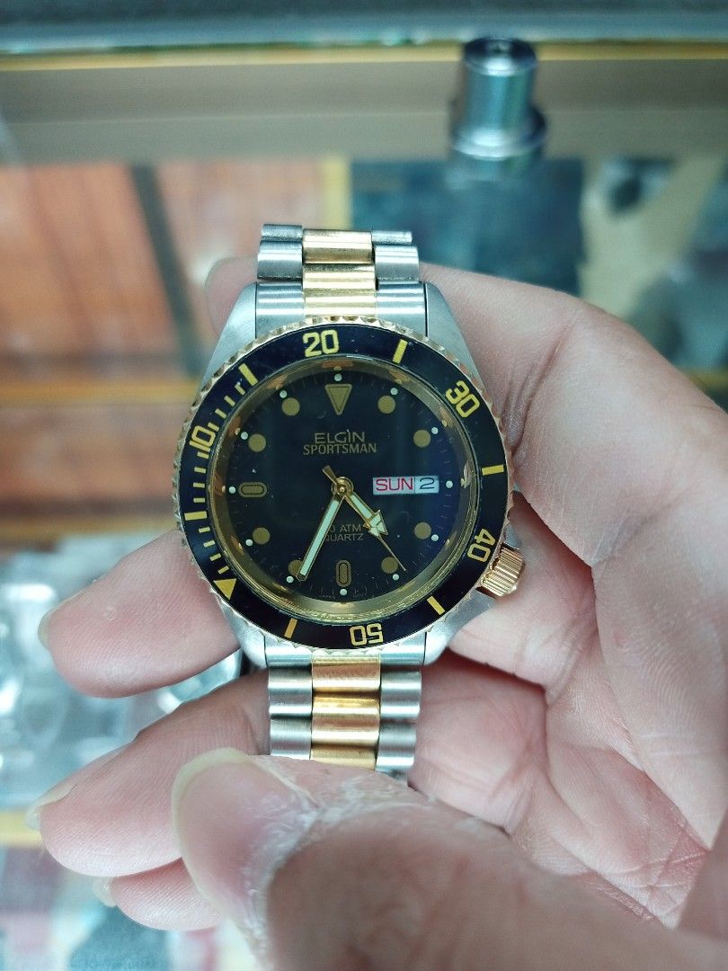 Elgin sportsman diver watch vintage quartz on Carousell
