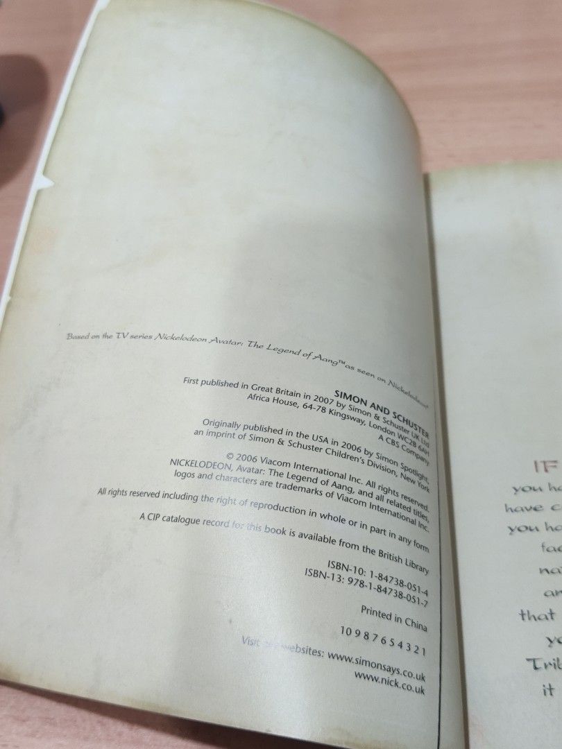 (ENG) Avatar The Legend Of Aang The Lost Scrolls: Water, Hobbies & Toys ...