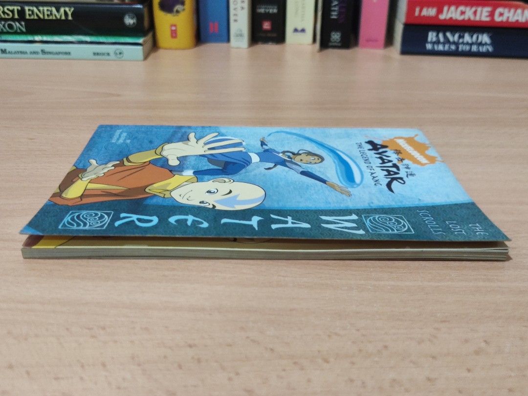(ENG) Avatar The Legend Of Aang The Lost Scrolls: Water, Hobbies & Toys ...