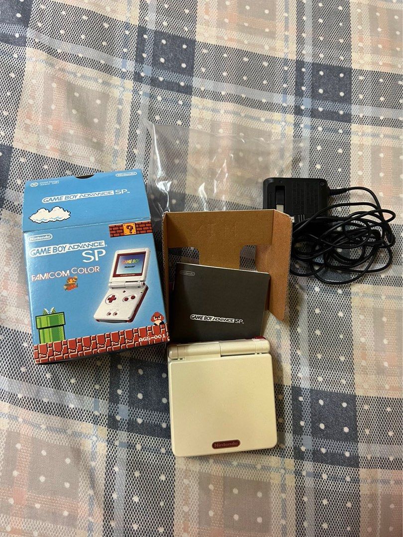 GAMEBOY ADVANCE SP FAMICOM COLOR, Video Gaming, Video Game Consoles ...