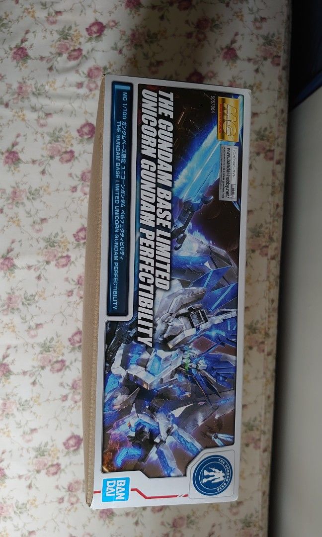 The Gundam Base Limited Unicorn Gundam Perfectibility MG 1/100, Hobbies ...