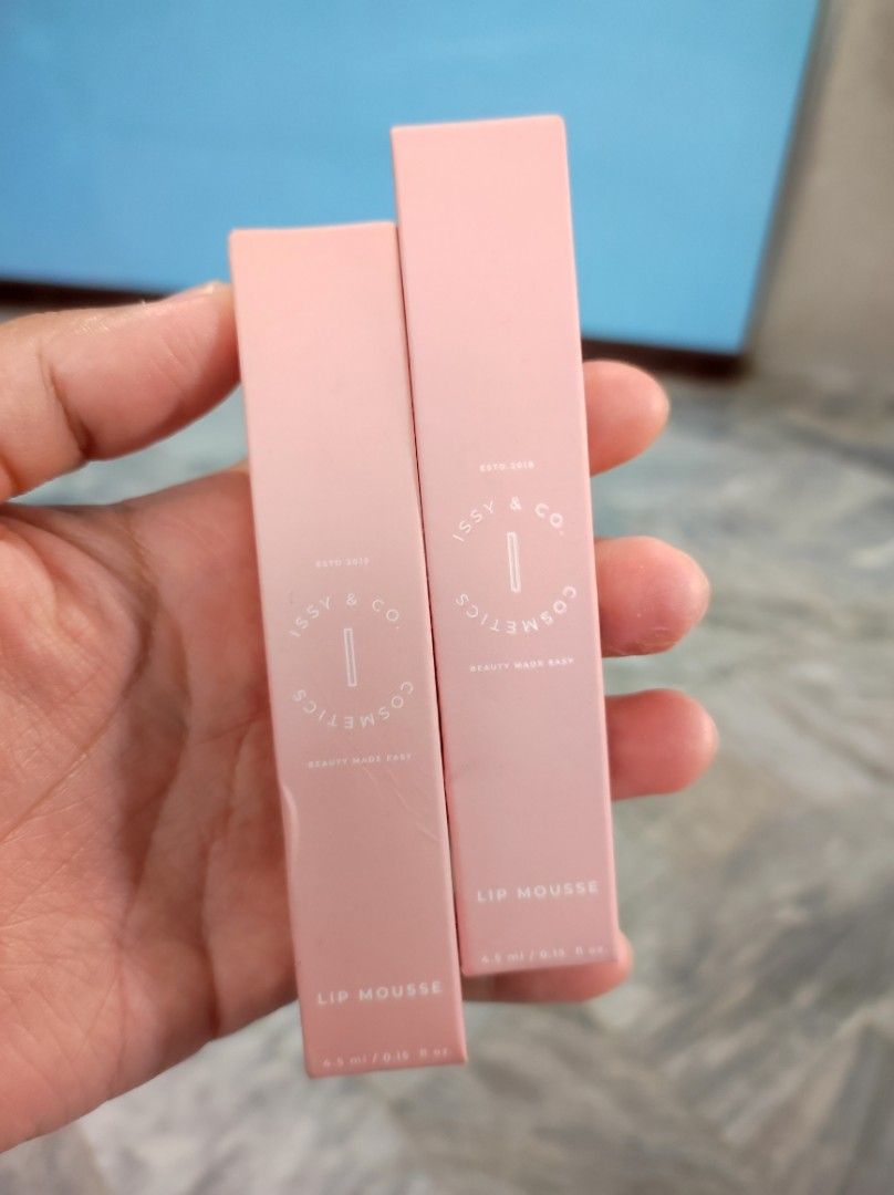 Issy & Co Lip Mousse, Beauty & Personal Care, Face, Makeup on Carousell