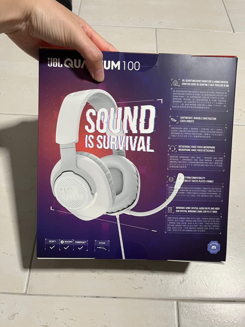 JBL Quantum 100 Headphone, Audio, Headphones & Headsets on Carousell