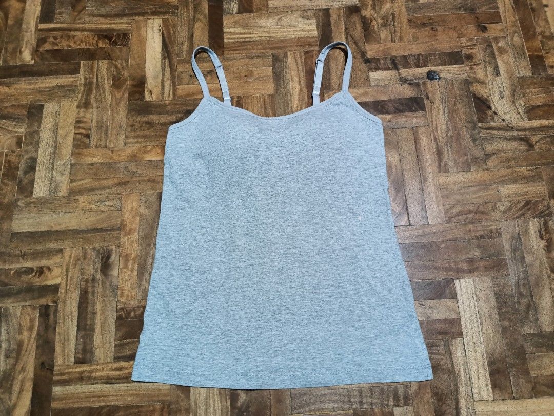 Lativ by UNIQLO Camisole Bra Top, Women's Fashion, Tops, Sleeveless on Carousell