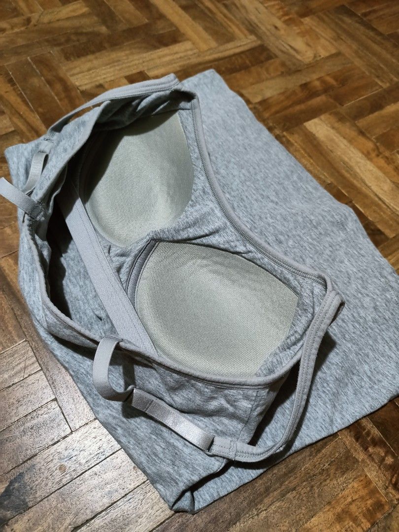 Lativ by UNIQLO Camisole Bra Top, Women's Fashion, Tops, Sleeveless on Carousell