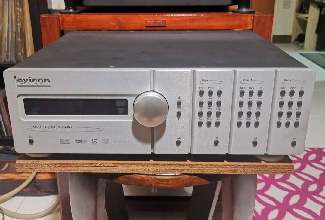 Lexicon MC 12 Pre Amplifier / Digital Controller / Processor, Audio ...