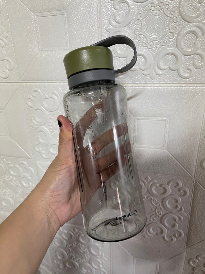 LocknLock Giant Tritan Water Bottle 850ml ABF695, Furniture & Home Living, Kitchenware ...