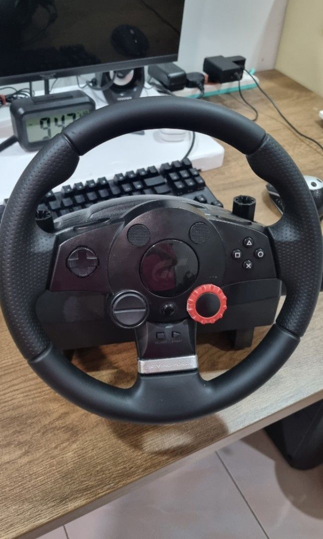 Logitech Driving Force GT steering wheel with pedals, Video Gaming ...