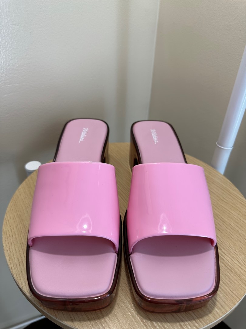 Melissa shape in pink, Women's Fashion, Footwear, Wedges on Carousell