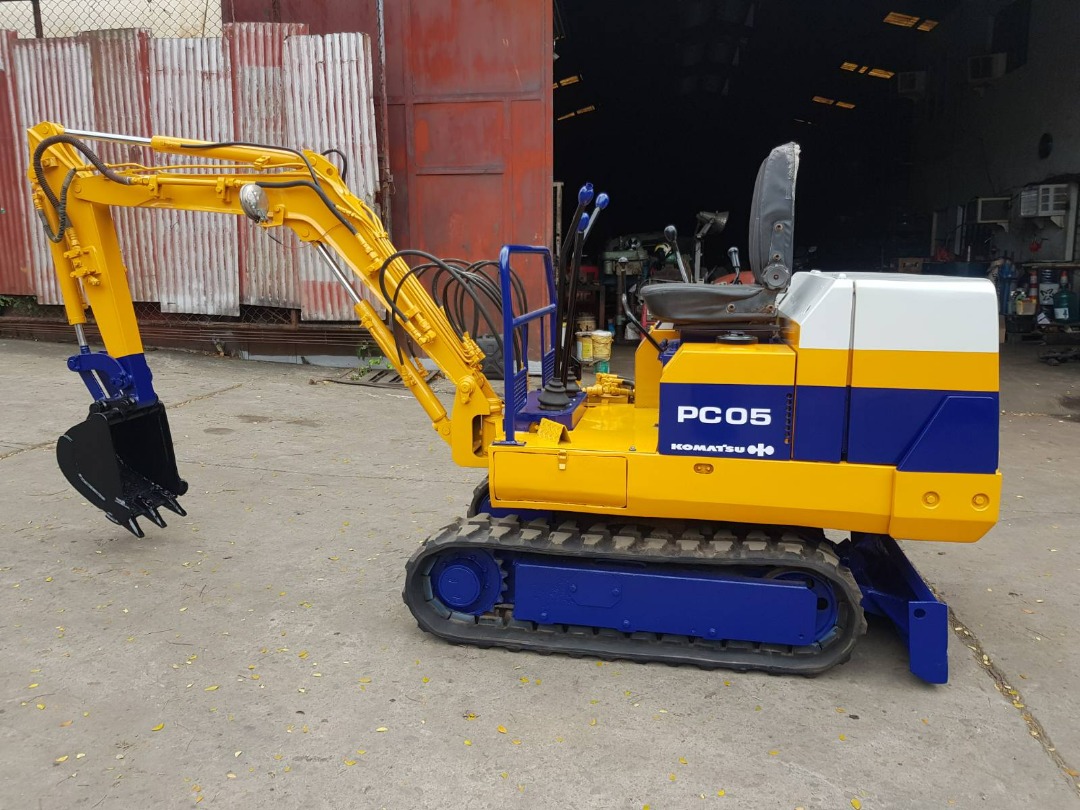 mini backhoe komatsu japan surplus, Special Vehicles, Heavy Vehicles on ...