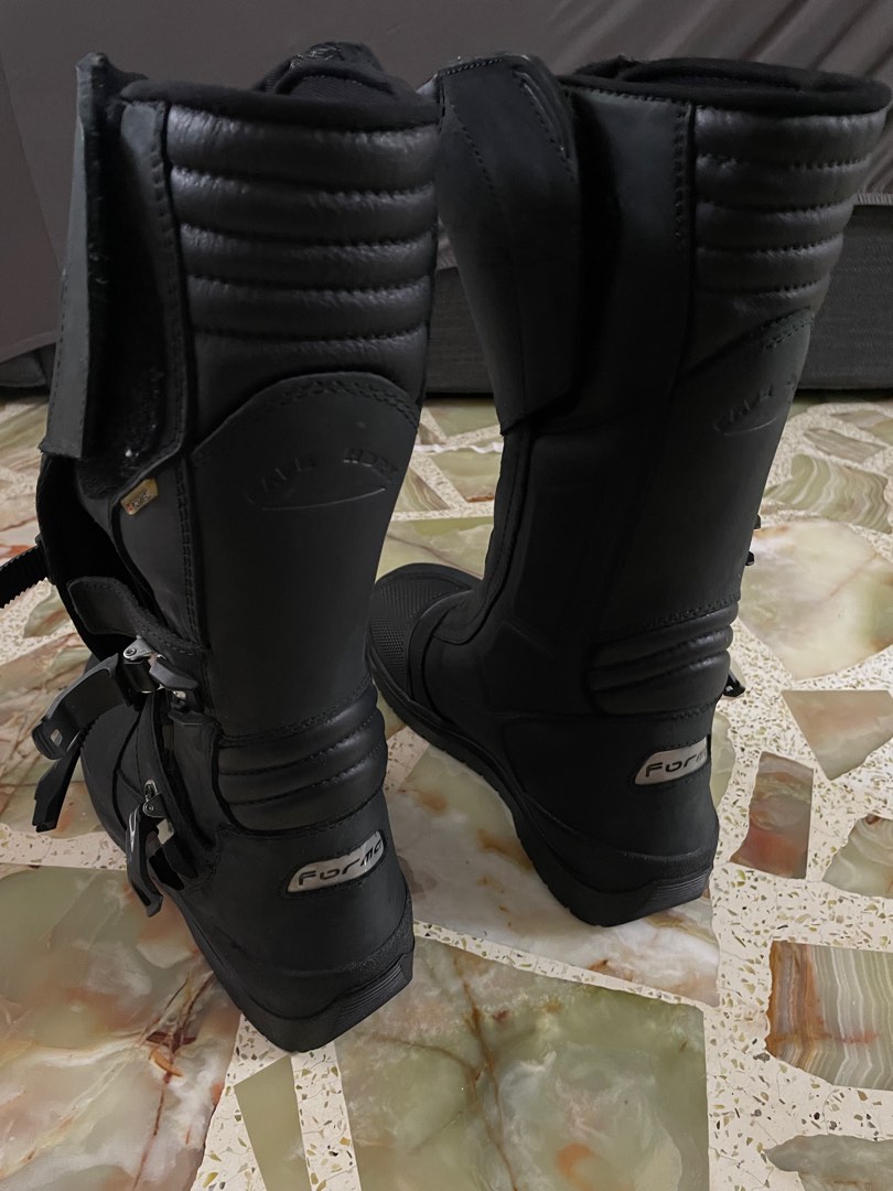Motorcycle riding boot, Motorcycles, Motorcycle Apparel on Carousell