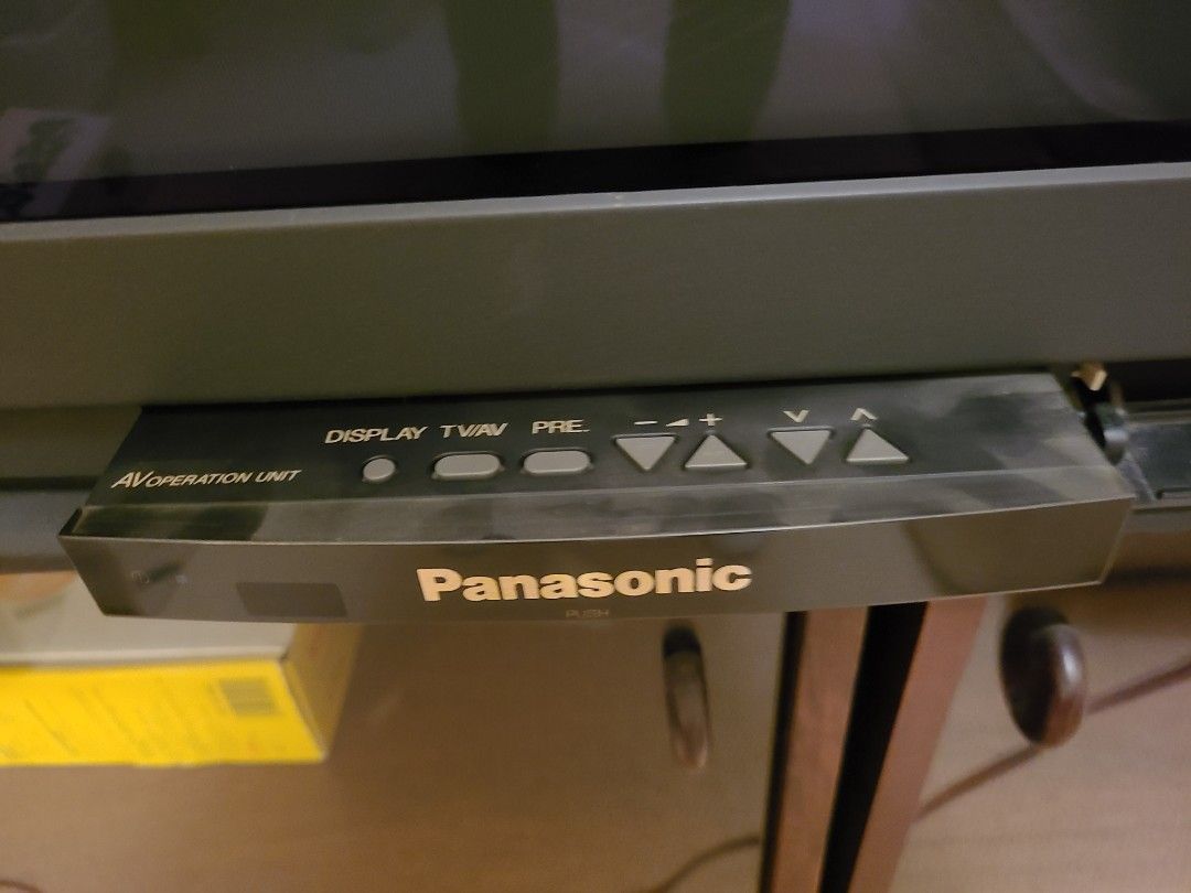 Panasonic 26 inch CRT TV, 家庭電器, 電視 & 其他娛樂, 電視 - Carousell