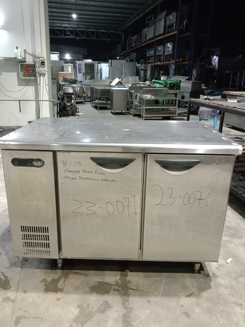 Panasonic 2 door counter chiller, TV & Home Appliances, Kitchen ...