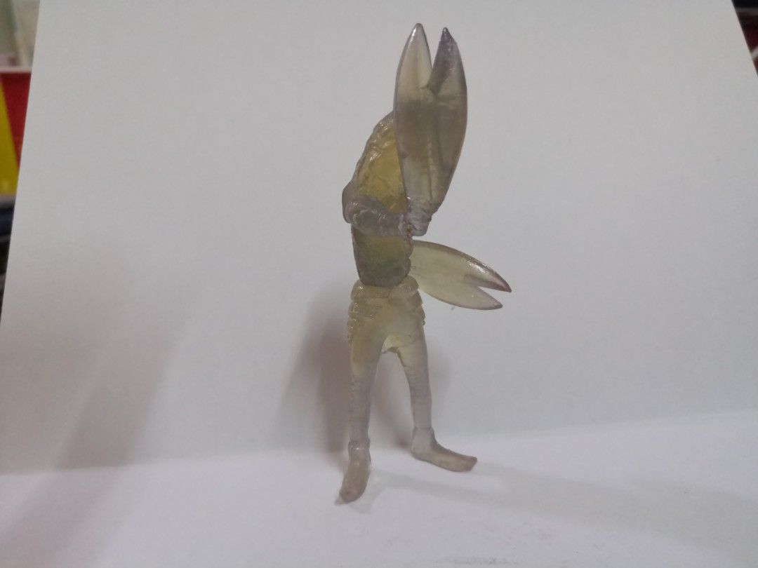 (rare) Gashapon hg ultraman alien baltan, Hobbies & Toys, Toys & Games ...