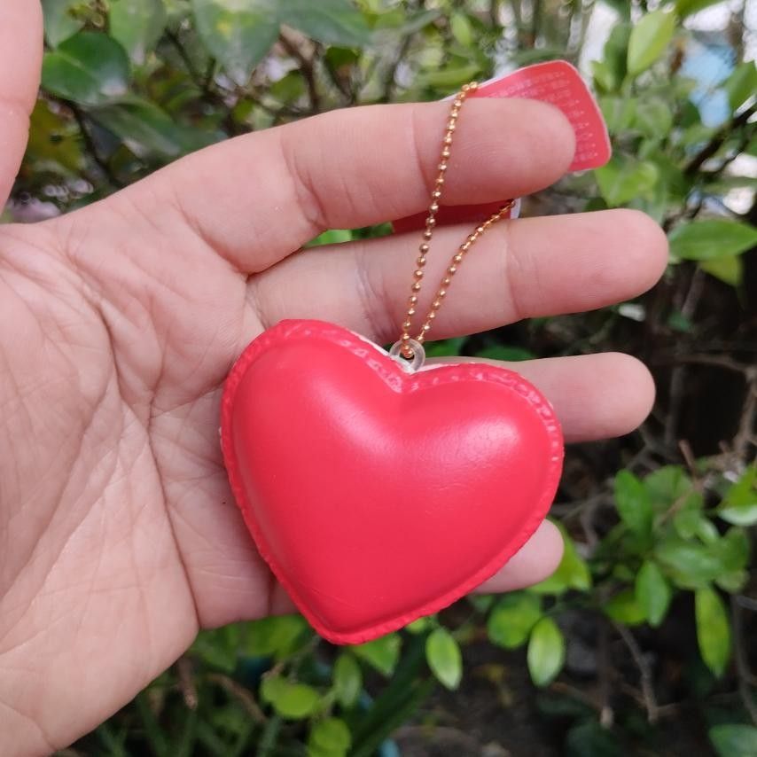 Red Heart Squishy Chain on Carousell