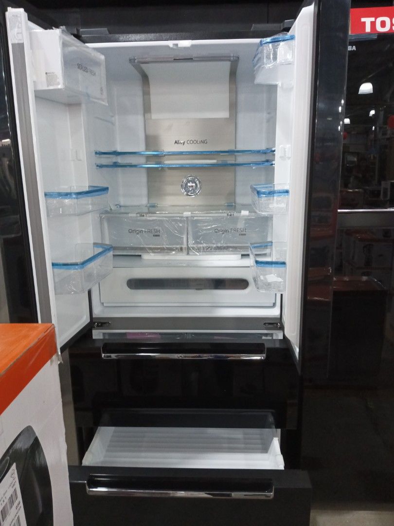 Ref door. 18 cuft on Carousell