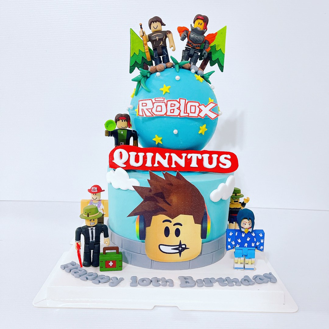 Roblox pinata cake, Food & Drinks, Homemade Bakes on Carousell