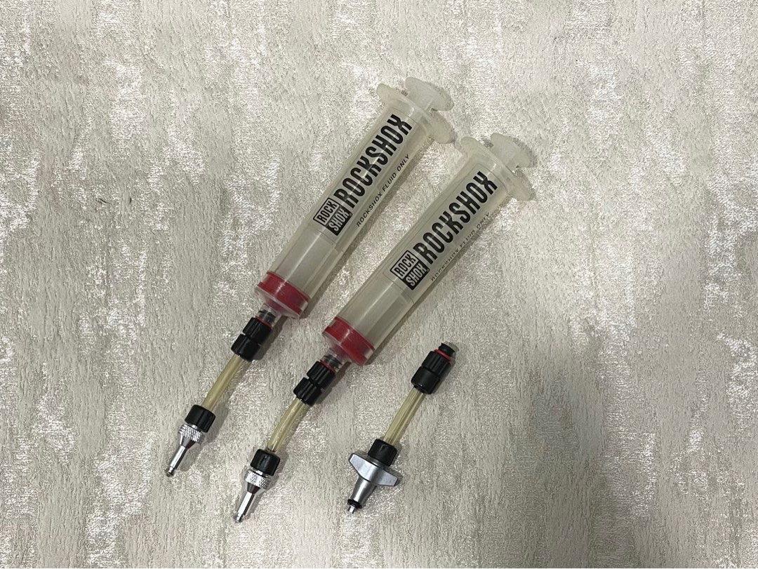Rockshox Reverb bleed kit, Sports Equipment, Bicycles & Parts, Parts ...