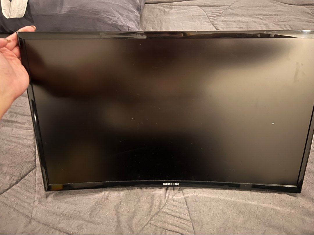 Samsung 24 inch curved monitor, Computers & Tech, Parts & Accessories ...