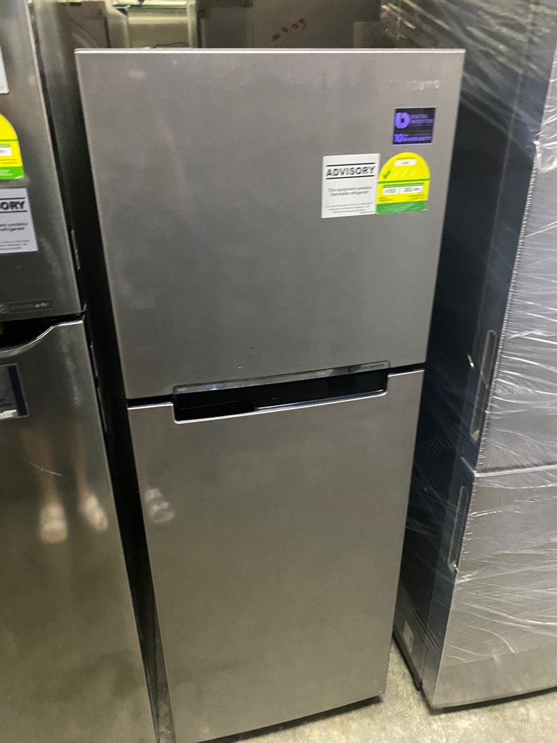 Samsung Digital Inverter Fridge, 234L, TV & Home Appliances, Kitchen ...
