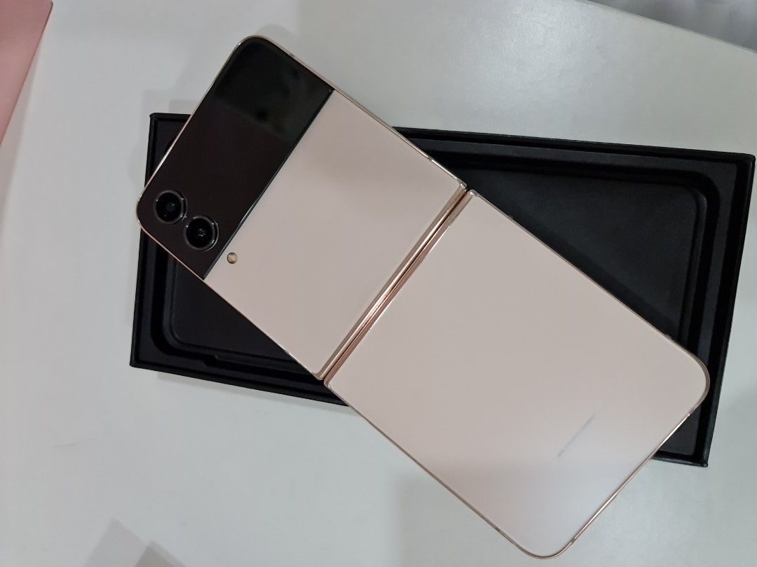Samsung Galaxy Z Flip 4 - 512GB Pink Gold, Mobile Phones & Gadgets ...