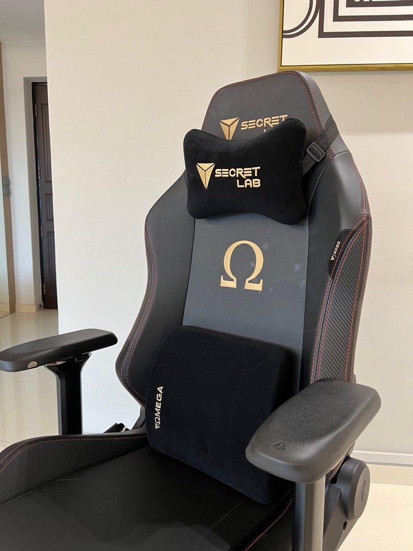 Secret lab Chair Omega 2020, Furniture & Home Living, Furniture, Chairs ...